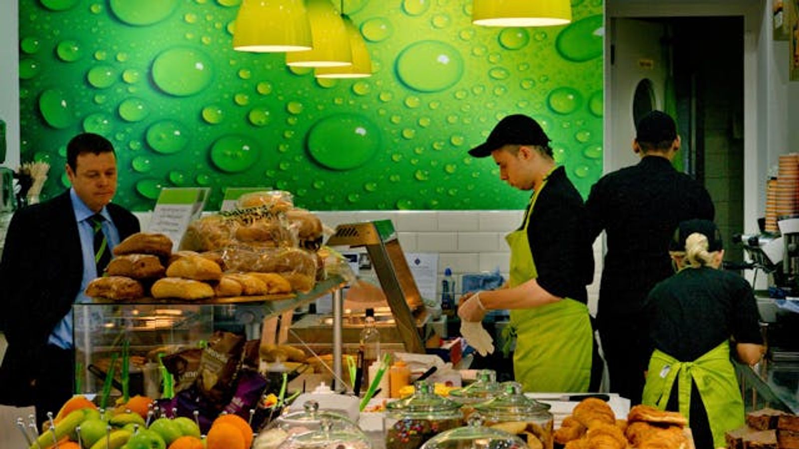 Maine Minimum Wage to Increase to $14.65 in 2025 Maine Minimum Wage to Increase to $14.65 in 2025